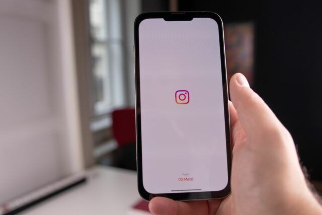À quel GAFAM Instagram appartient-il