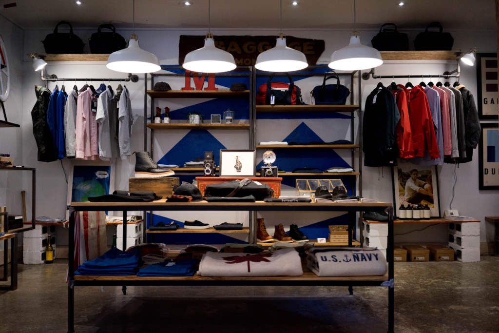 Pure Players et boutiques physiques, compatibilité ou non