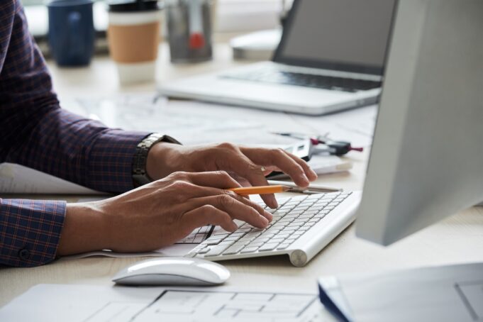 Comment faire le signe égal barré sur clavier