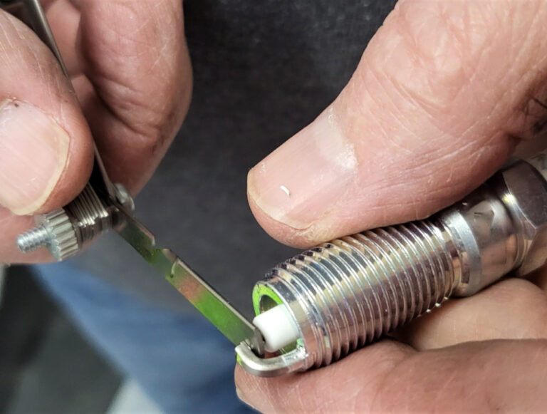 Testing a spark plug with a multimeter: here's how? – Archyde
